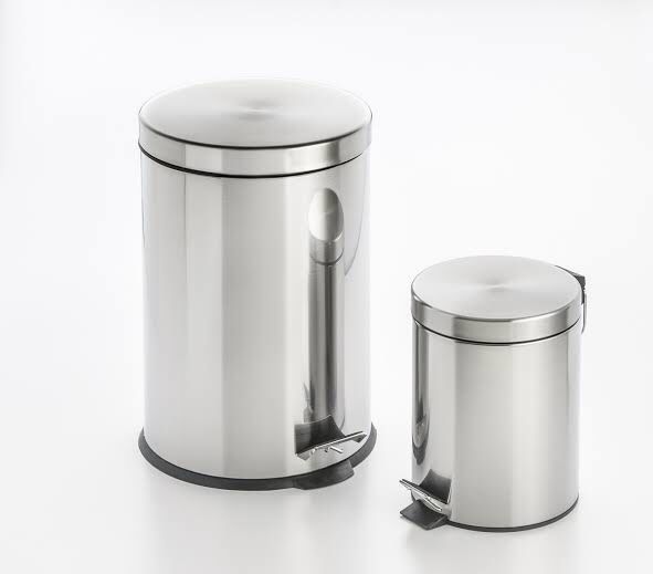 Trash Dustbin Pedal Bin with Lid - Home Accessories